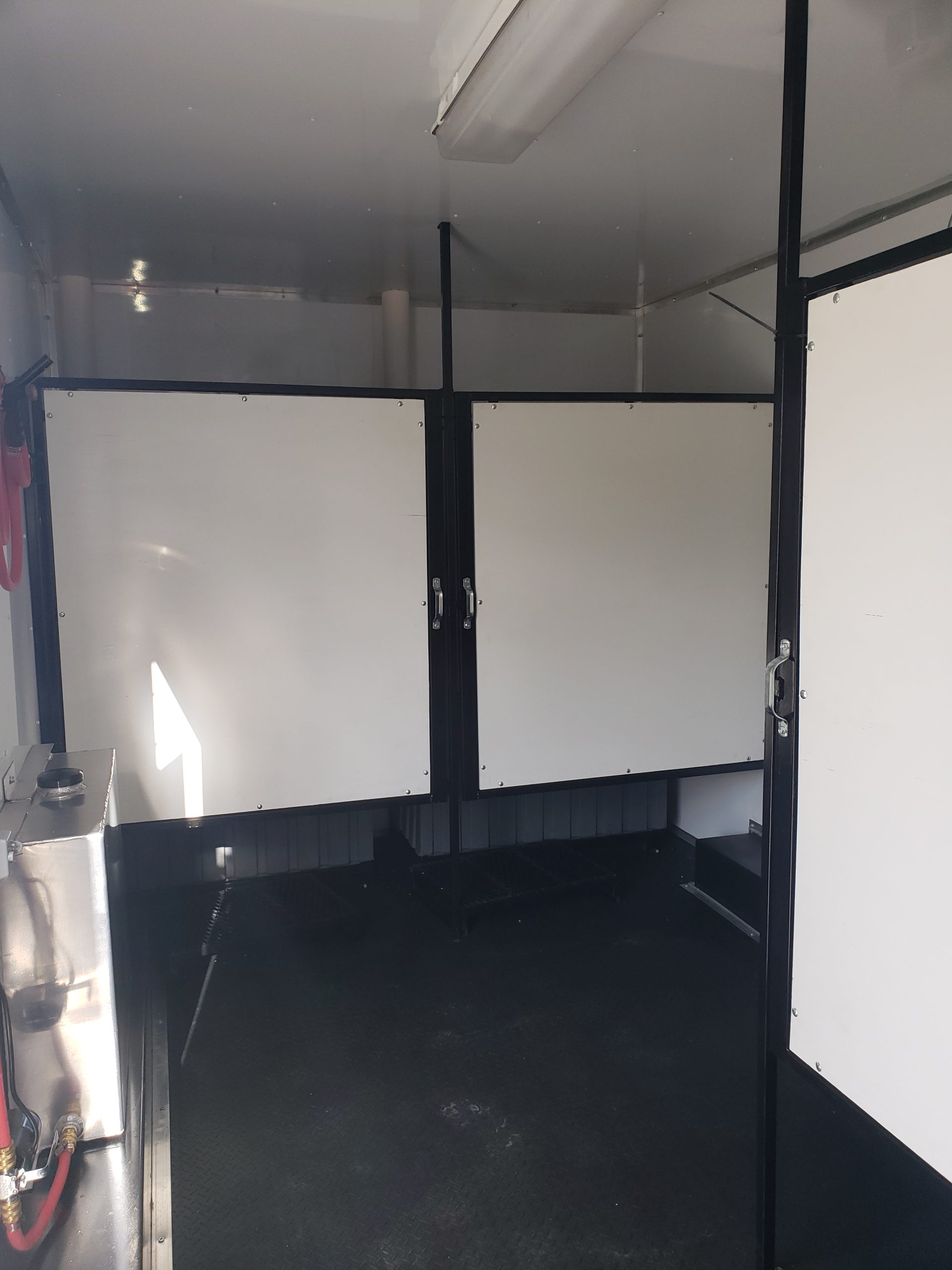 4 Unit Comfort Station - MonDak Portables