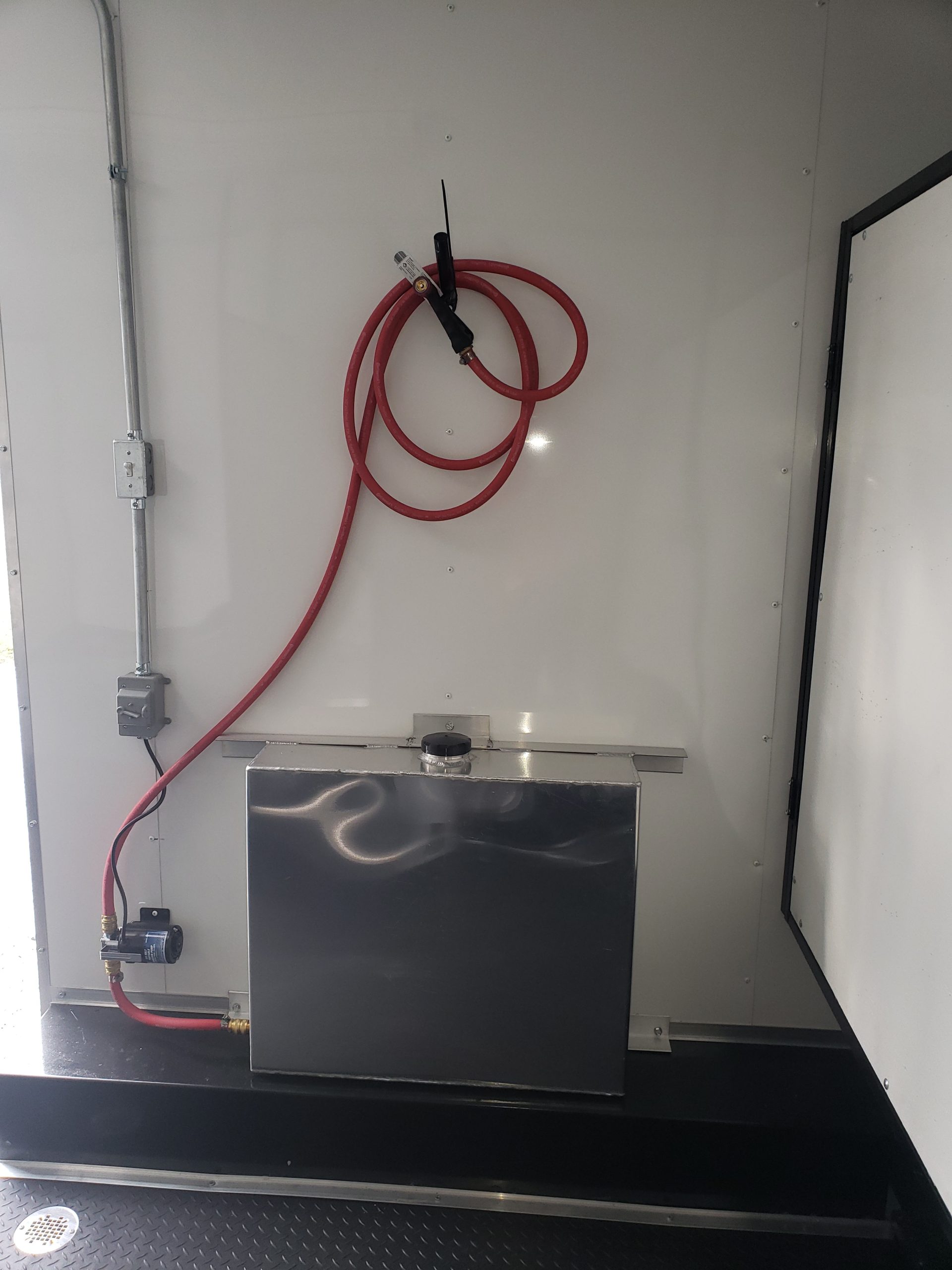 4 Unit Comfort Station - MonDak Portables